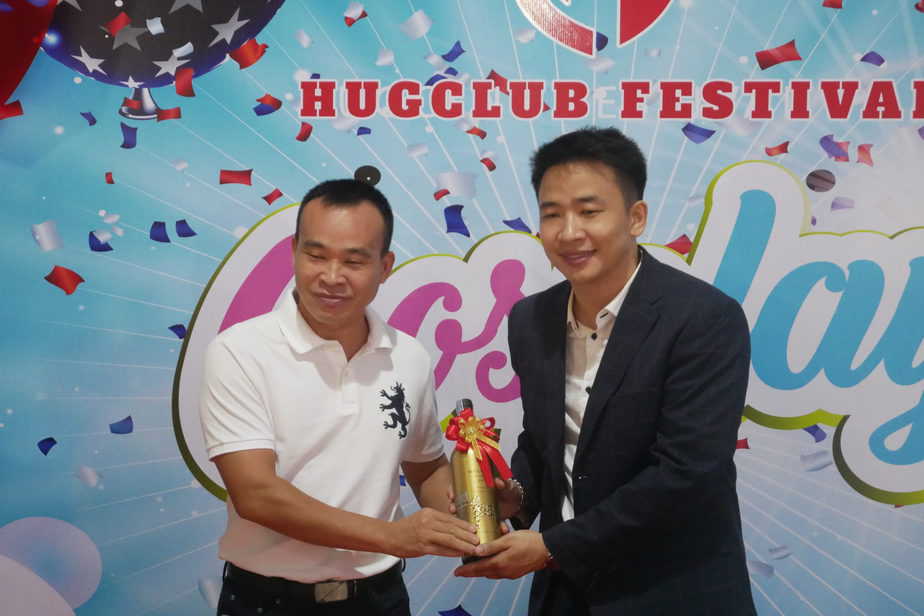 Hug Club เปิดอย่างเป็นทางการแล้ว ! - Chiang Mai News