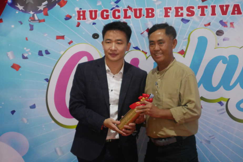 Hug Club เปิดอย่างเป็นทางการแล้ว ! - Chiang Mai News