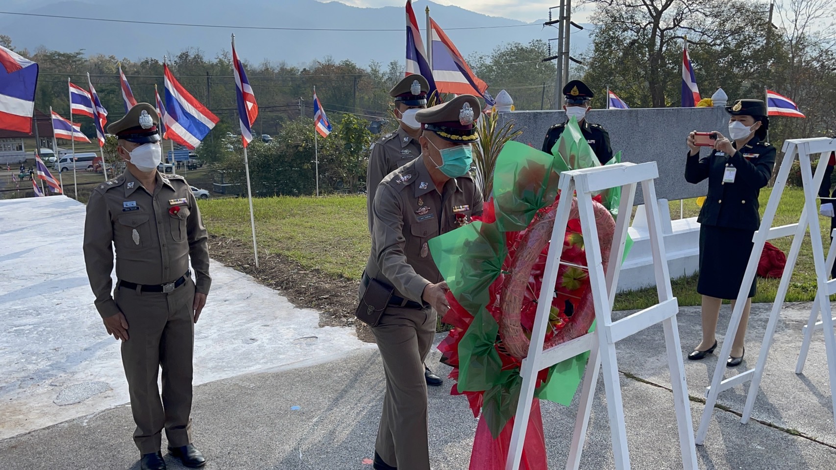 (มีคลิป) สำนักงานสงเคราะห์ทหารผ่านศึกเขตน่าน จัดพิธี “วันทหารผ่านศึก ...