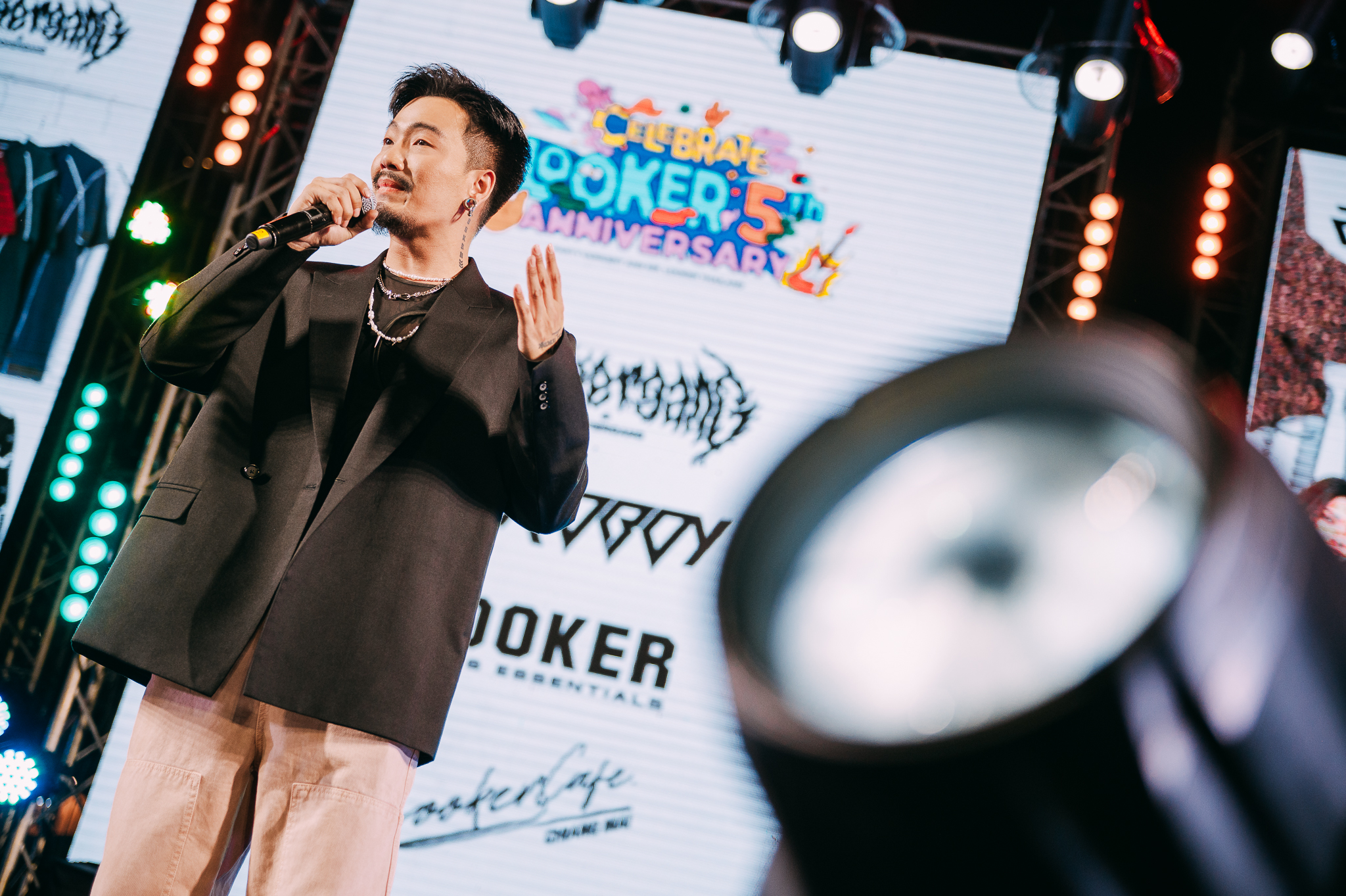 ฉลองยิ่งใหญ่ ครบรอบ 5 ปี Looker Thailand - Chiang Mai News